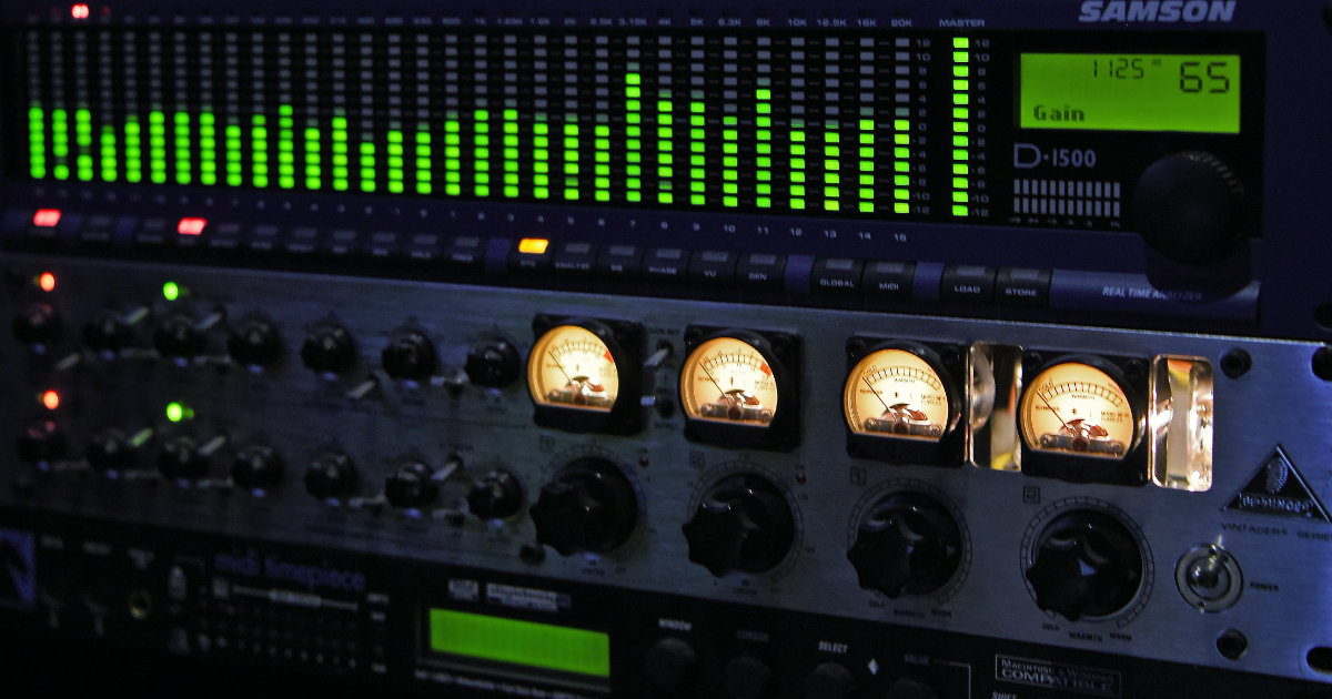 Types of EQ - What is an Equalizer and which types of EQ exist?